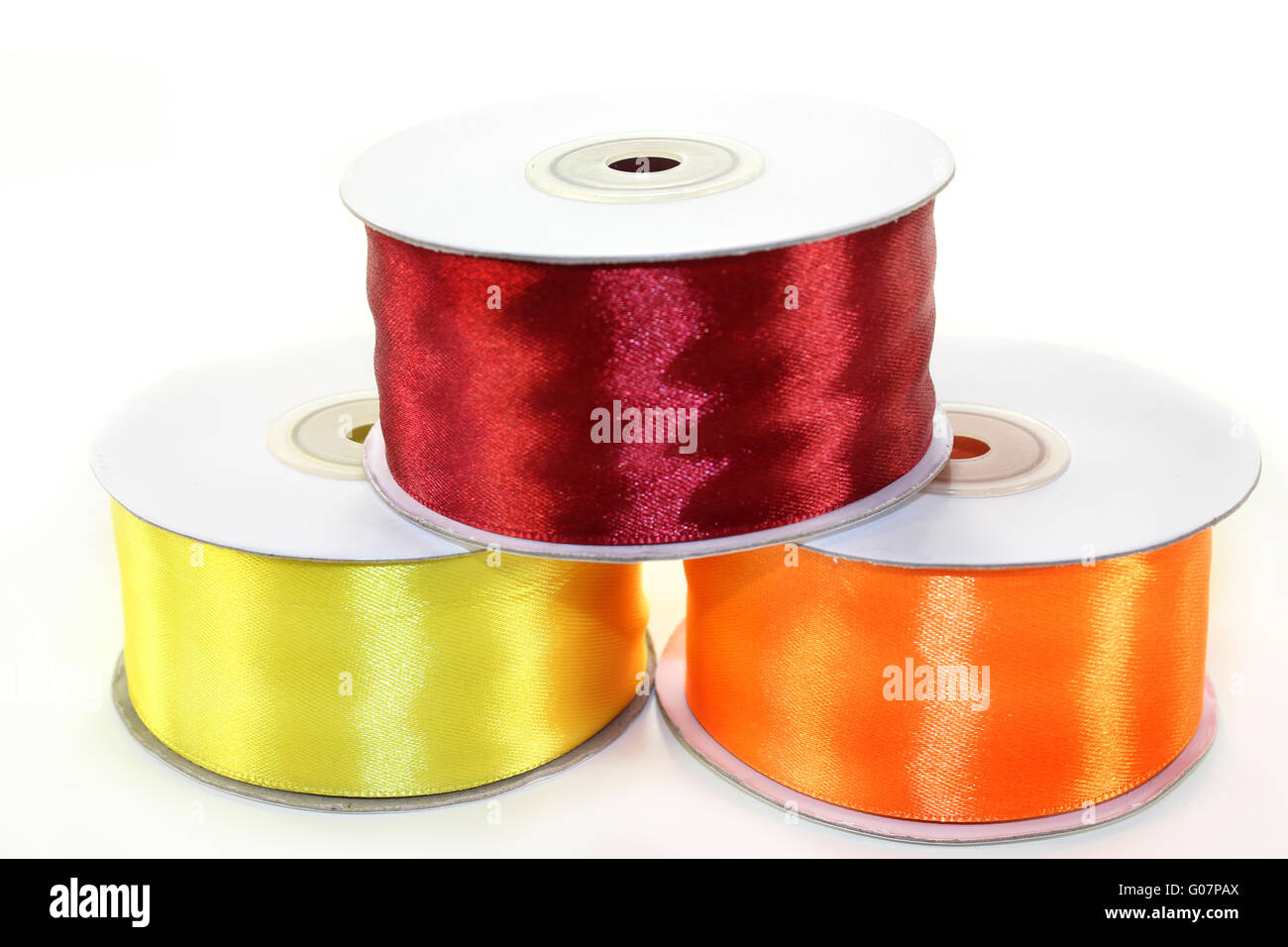 Tie the yellow ribbon hi-res stock photography and images - Alamy