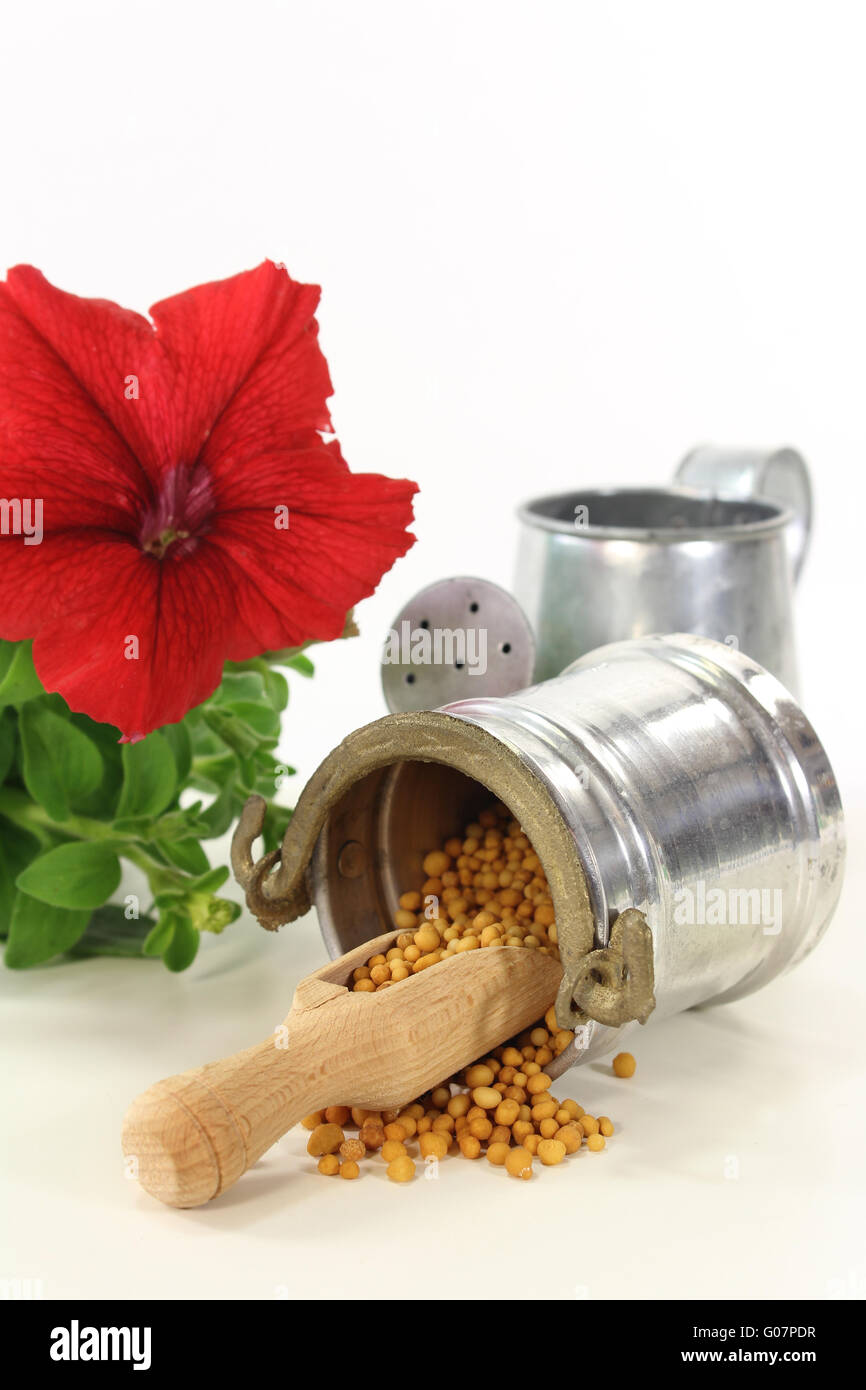 Slow release fertilizer hi-res stock photography and images - Alamy