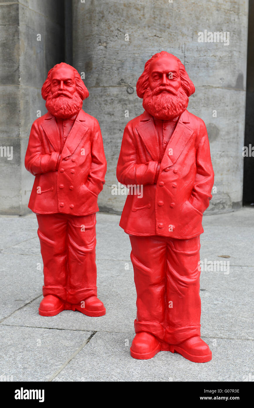 Karl marx figur hi-res stock photography and images - Alamy