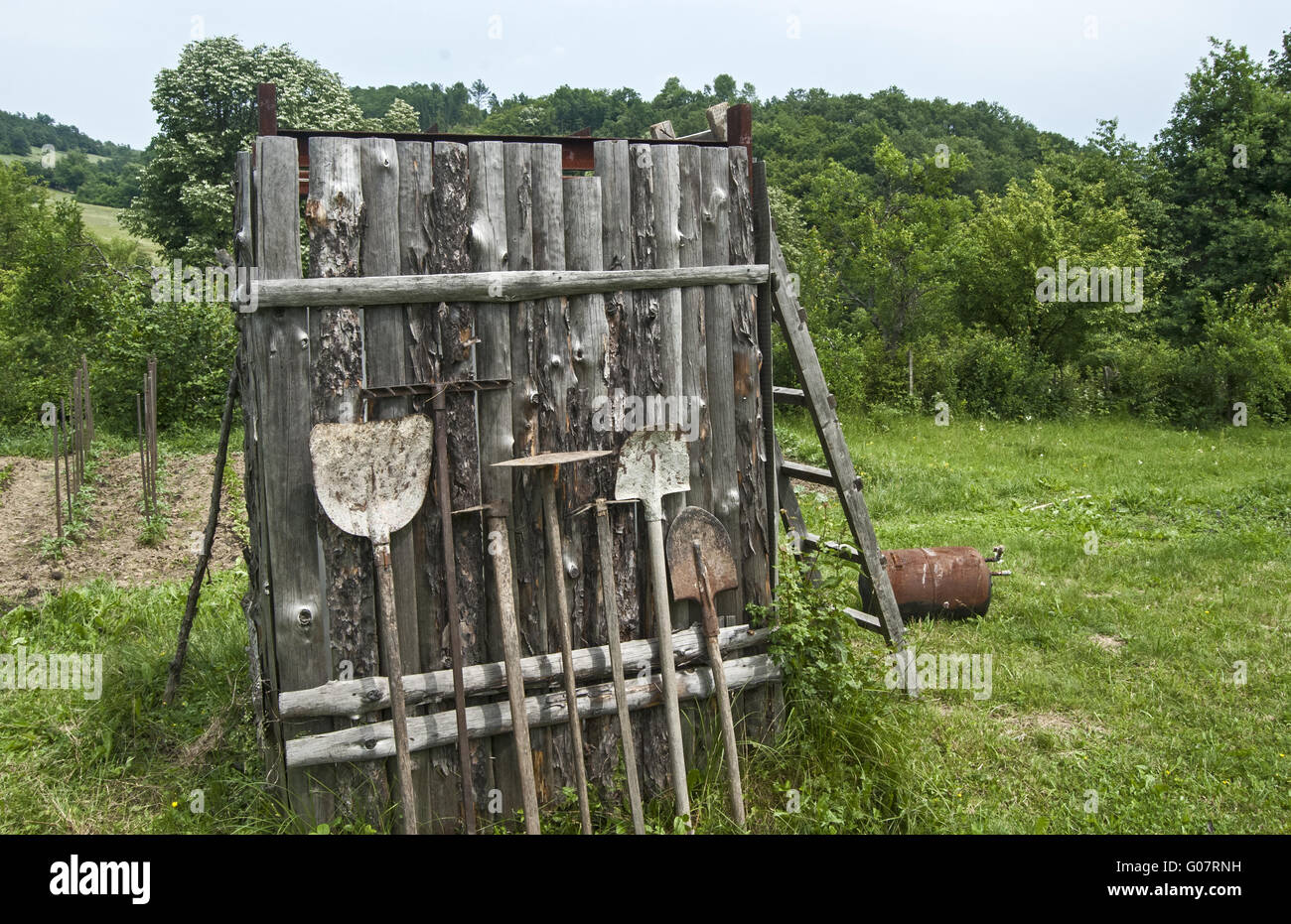 Wooden shed wall hi-res stock photography and images - Alamy