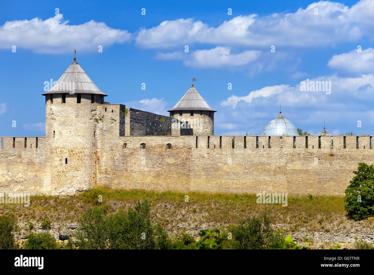 Ivangorod fortress at the border of Russia and Est Stock Photo - Alamy