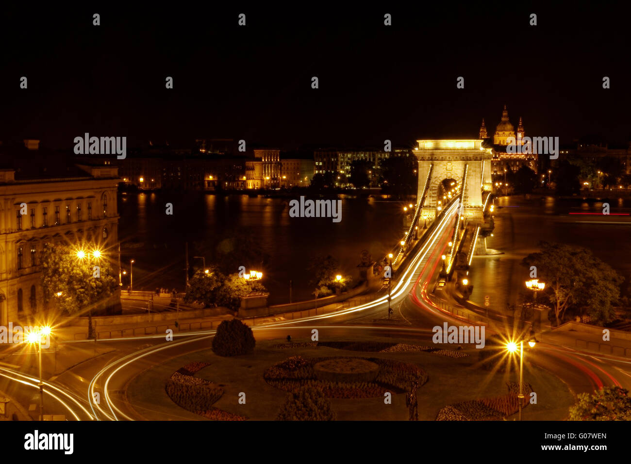 Night image with traffic of the hungarian chain Bridge extremly high ...