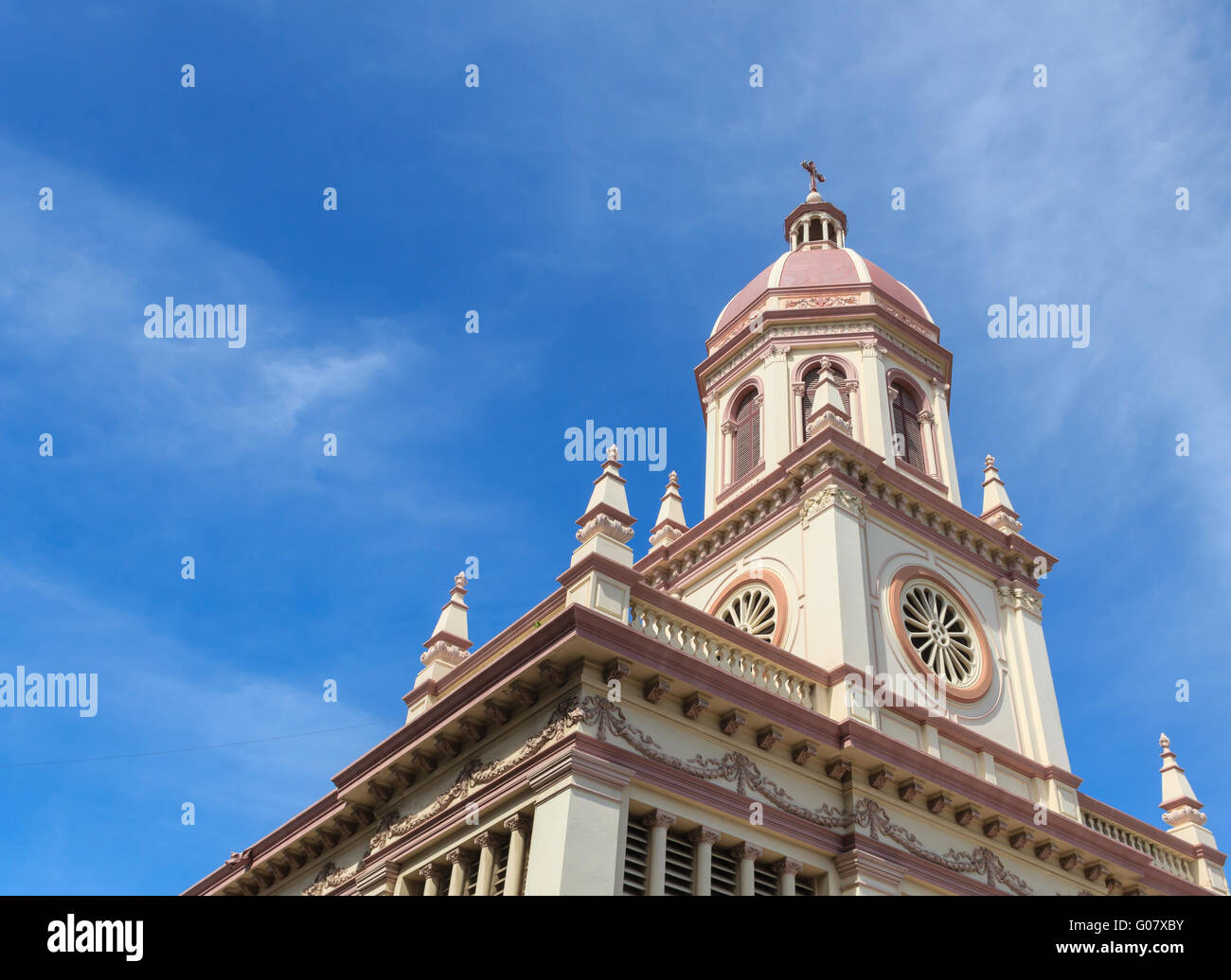 Santa Cruz Catholic Church, Perspective view Stock Photo - Alamy