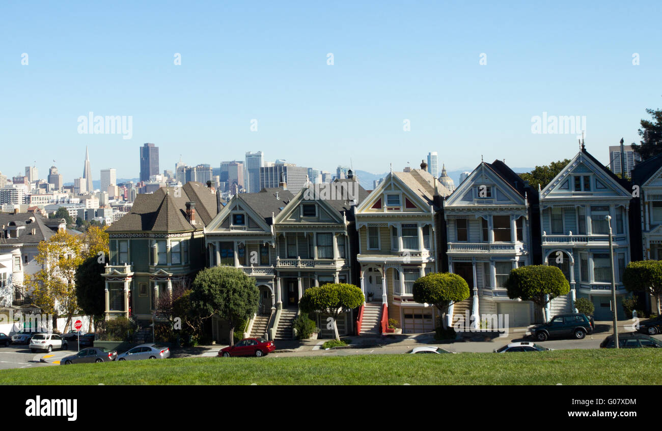The Painted Ladies of Alamo Square in San Francisco, United-States ...