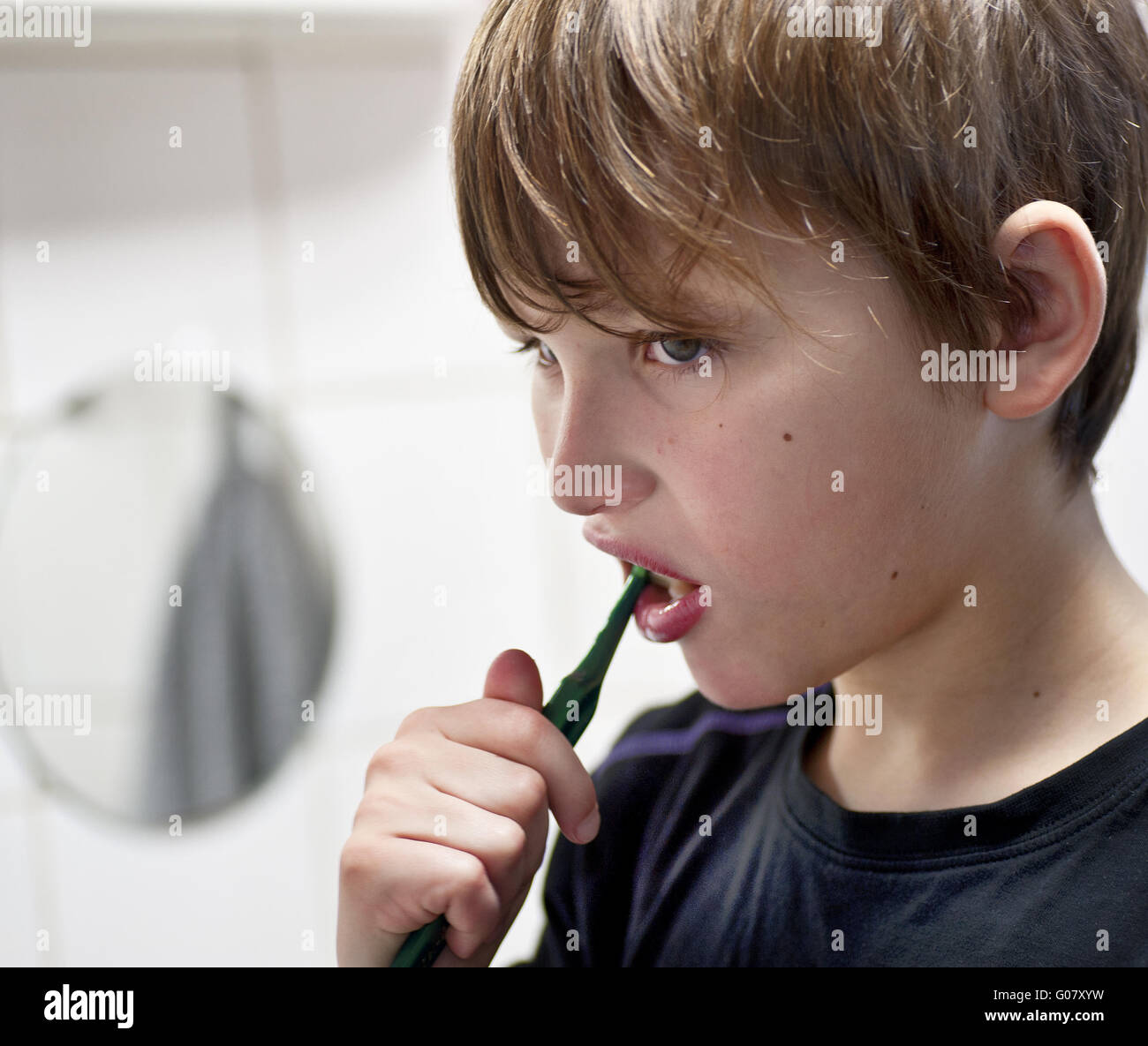 Tooth brushing procedure hi-res stock photography and images - Alamy