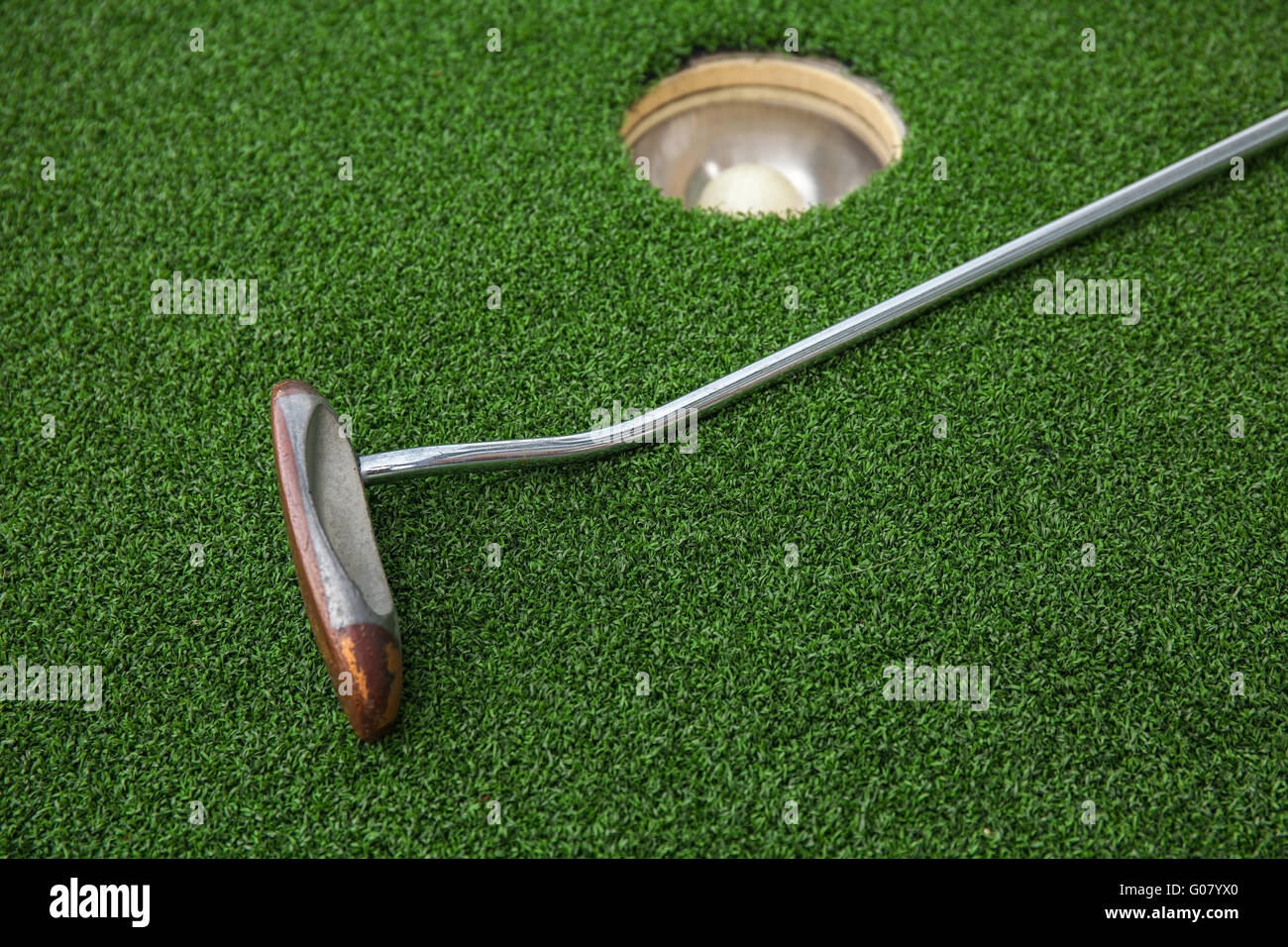 Putting green top view hi-res stock photography and images - Alamy