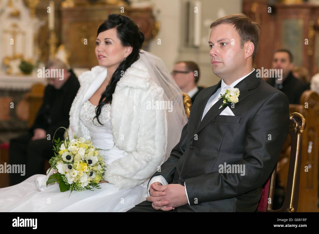 Newlyweds Registry Judge at the ceremony in the church Stock Photo - Alamy