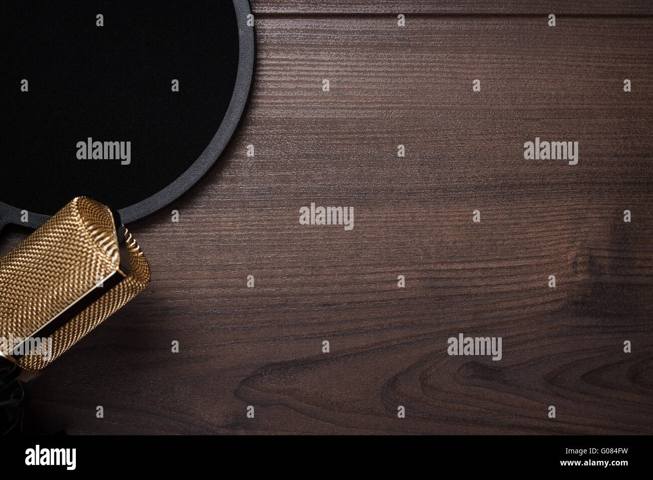 vintage condensing microphone and pop filter over Stock Photo - Alamy