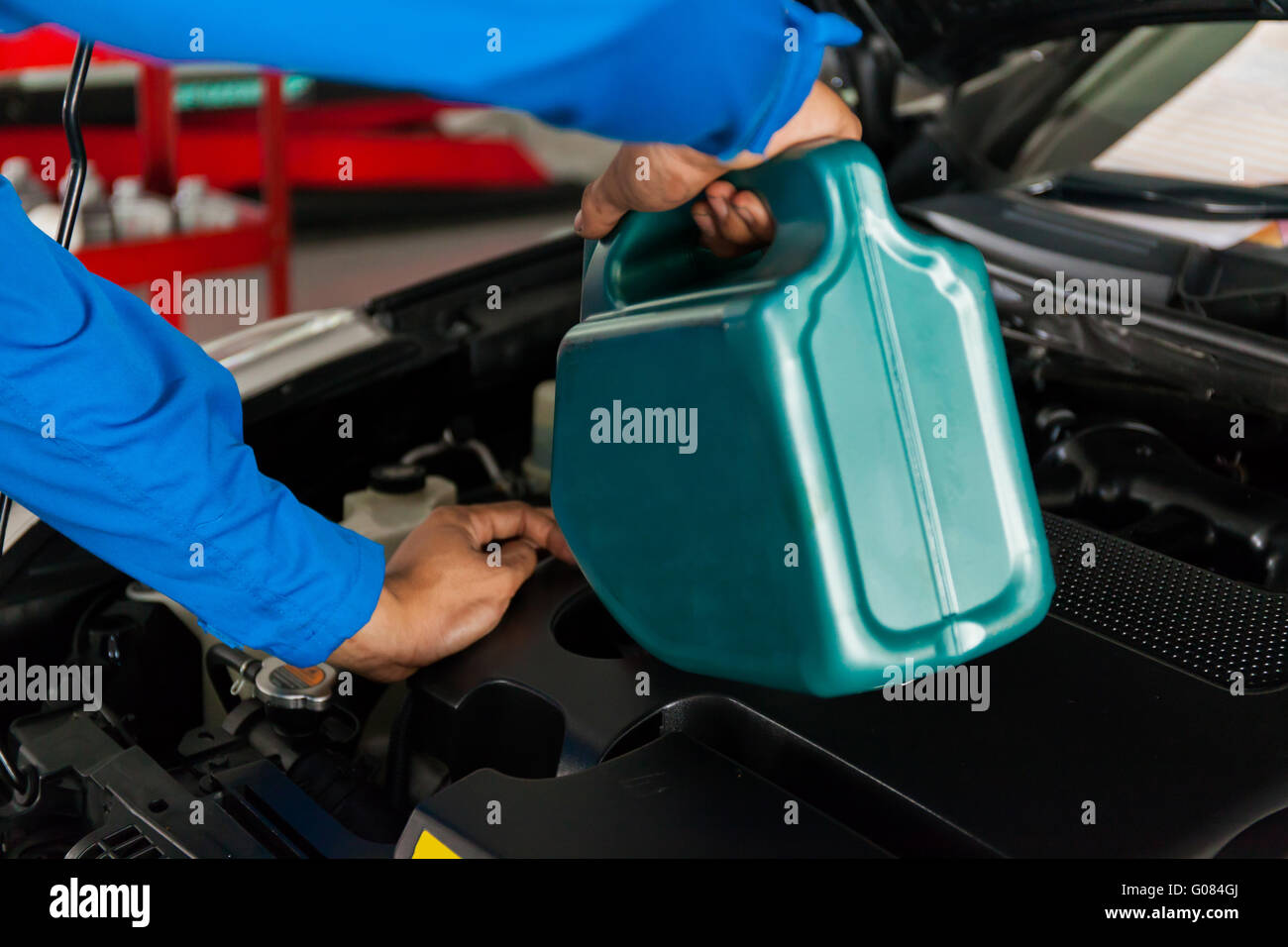 Pouring diesel hi-res stock photography and images - Alamy