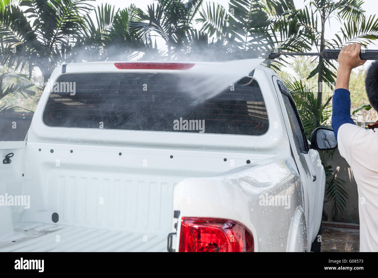 Cleaning pickup truck hi-res stock photography and images - Alamy