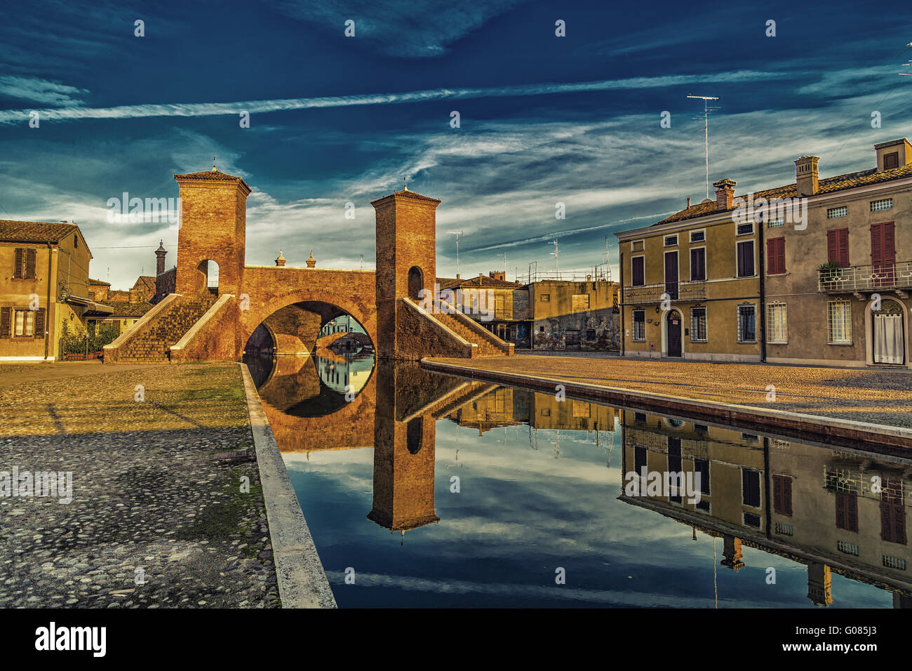 Trepponti bridge in Comacchio in Emilia Romagna, known as The Little ...