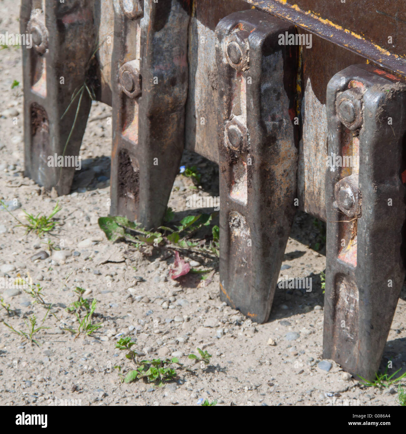 Excavator teeth hi-res stock photography and images - Alamy