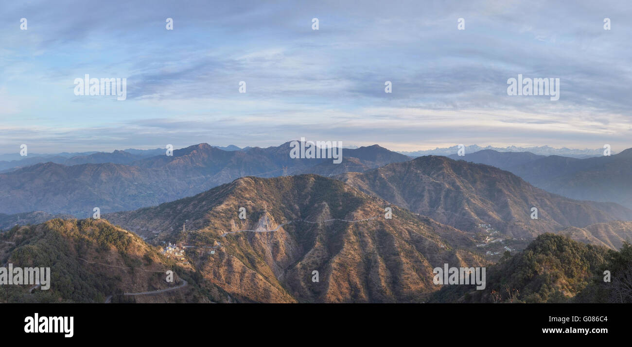 Blue ridge mountain foothills hi-res stock photography and images - Alamy