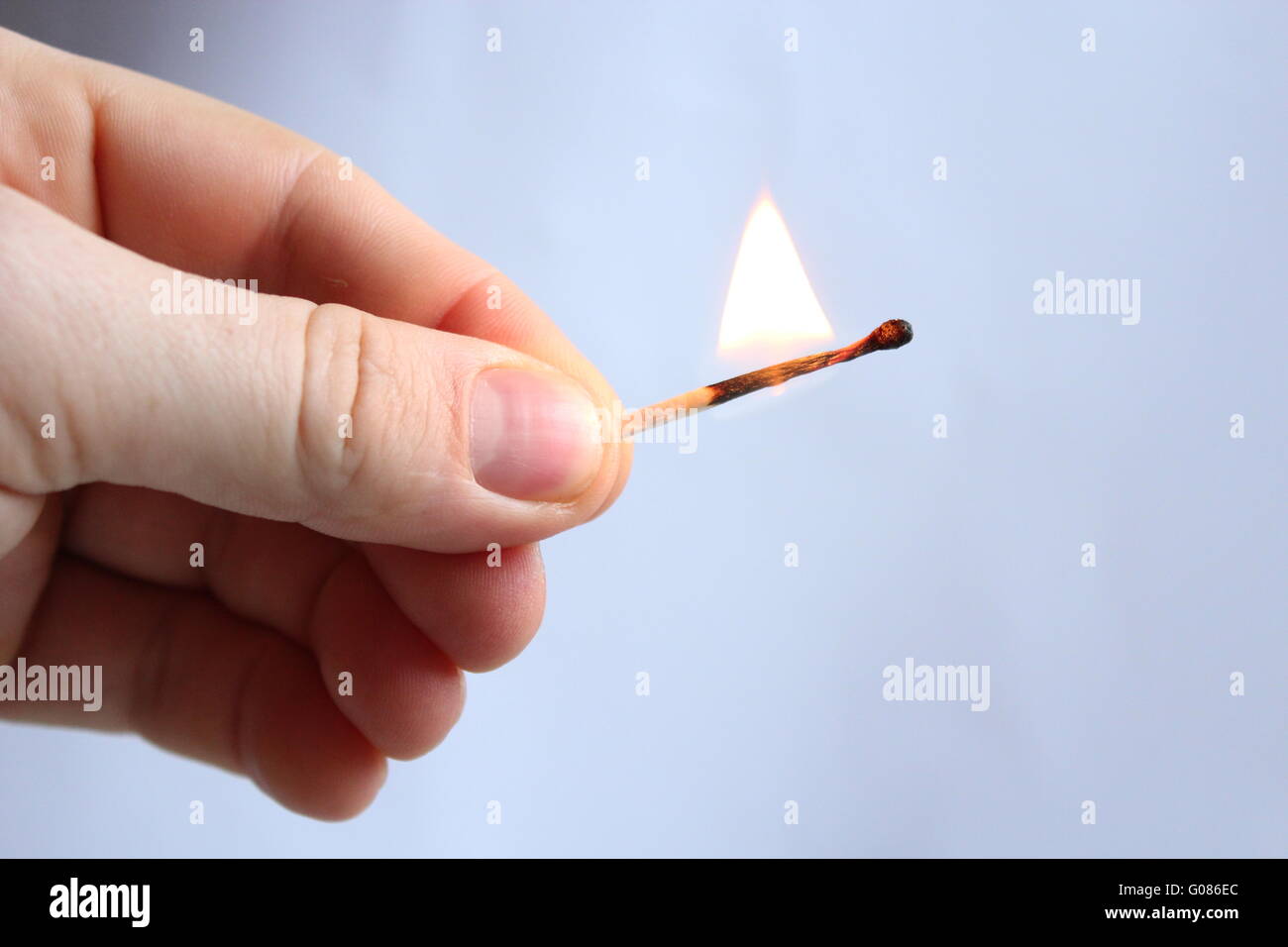 Hand lit match hi-res stock photography and images - Alamy