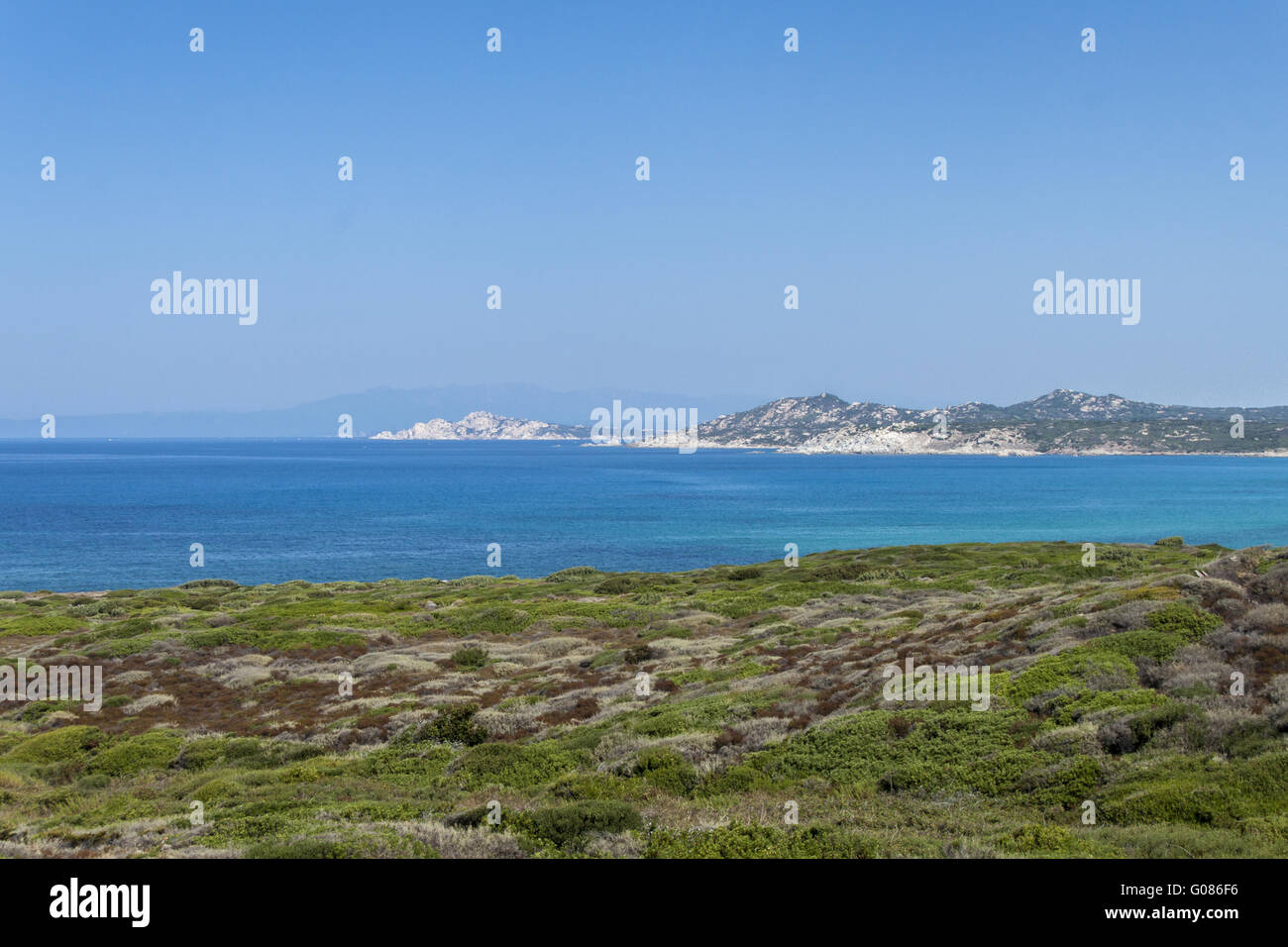 Countryside and ocean hi-res stock photography and images - Alamy