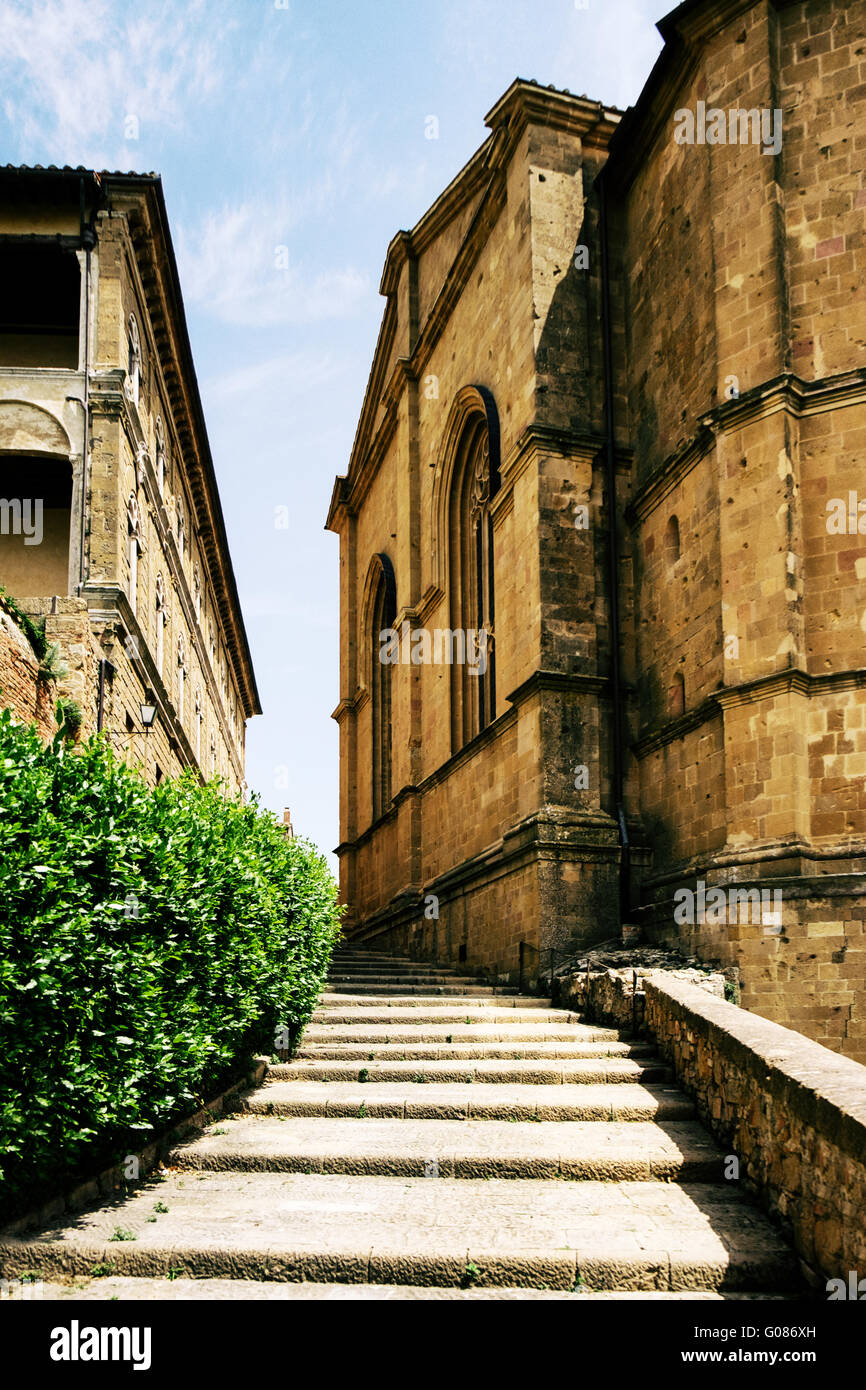 Steps leads to Pienza Cathedral, Tuscany Stock Photo - Alamy