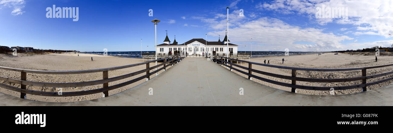 Pier in ahlbeck germany hi-res stock photography and images - Alamy