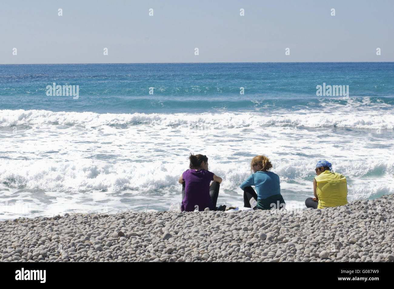 people by the sea Stock Photo - Alamy
