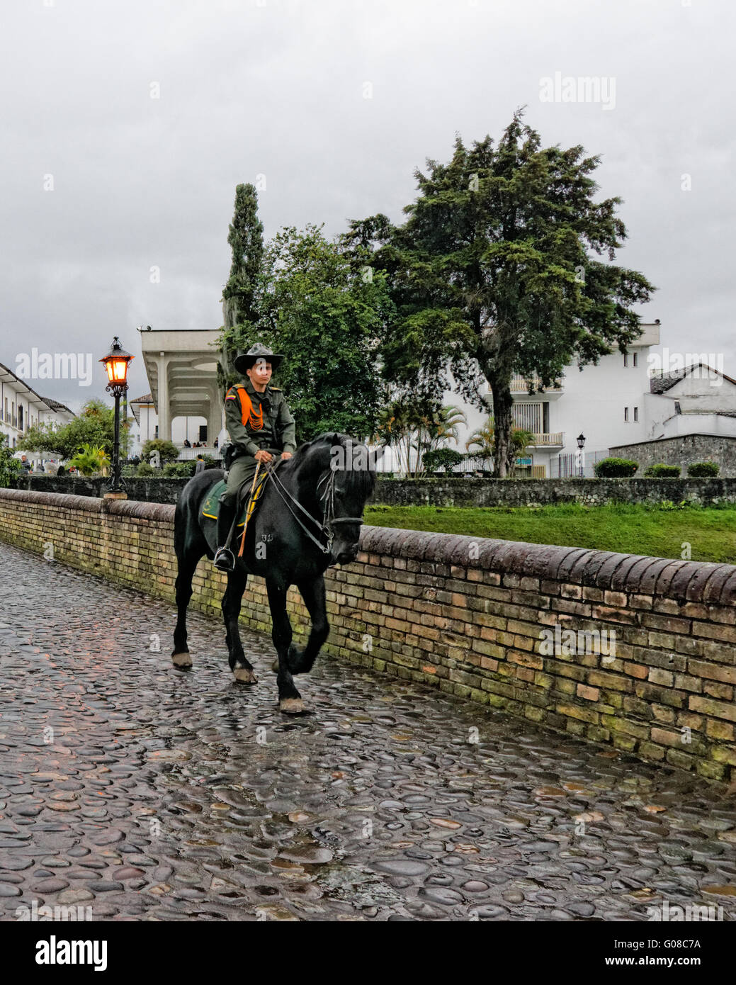 Colombian soldier bridge hi-res stock photography and images - Alamy