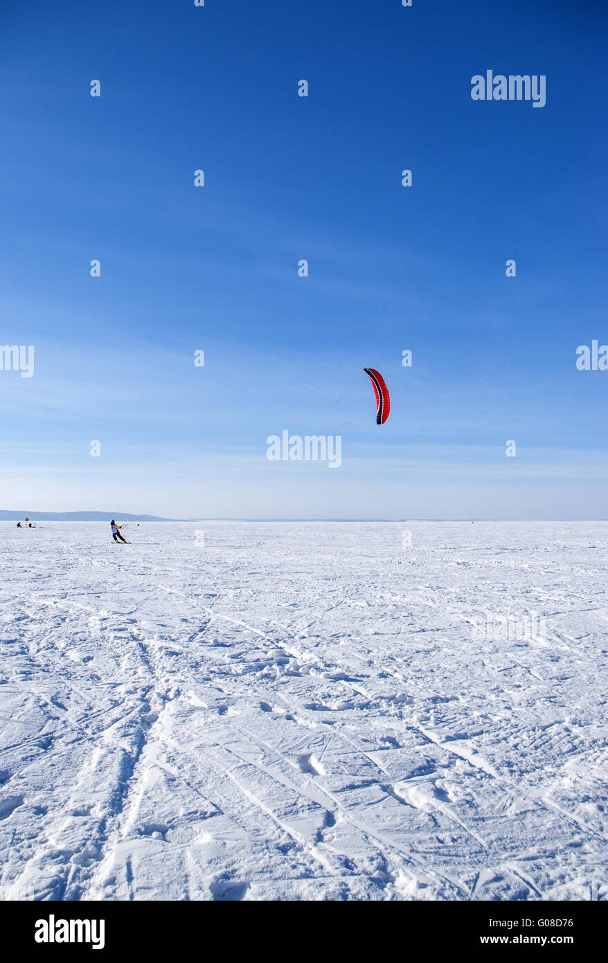 Skiing with kite hi-res stock photography and images - Alamy