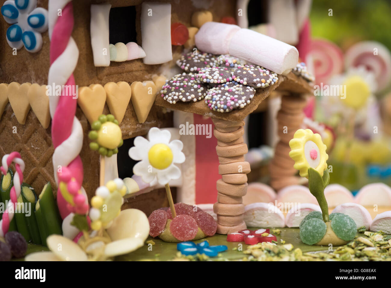 Gingerbread house hansel gretel hi-res stock photography and images - Alamy