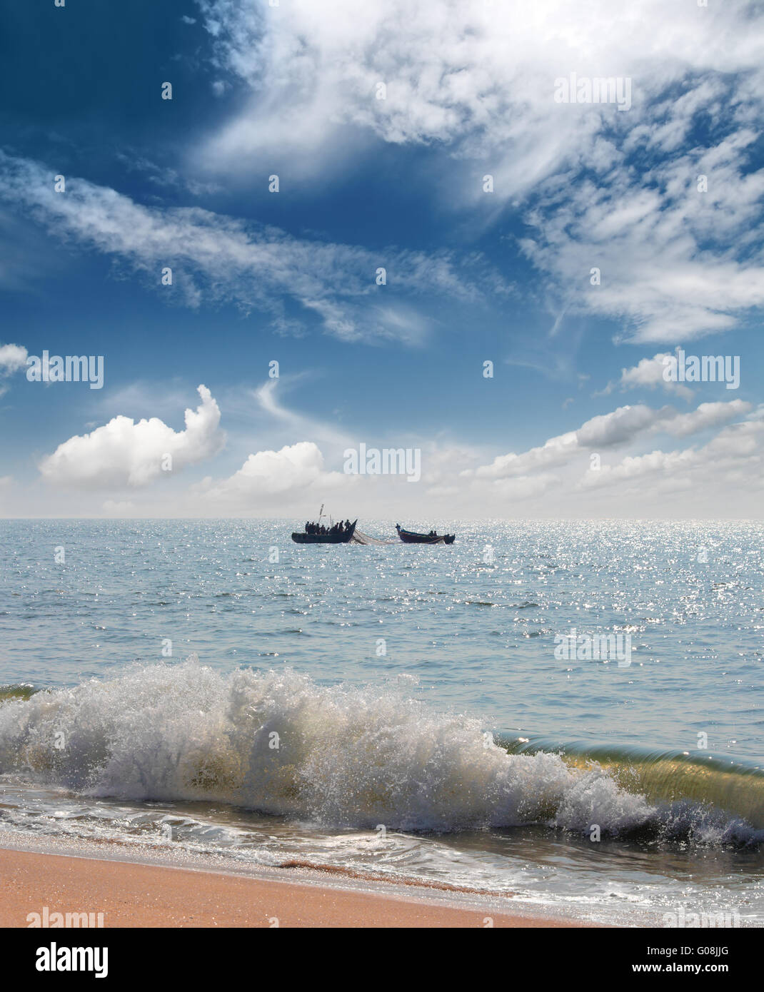 landscape with fisherman boats in sea - India Stock Photo - Alamy