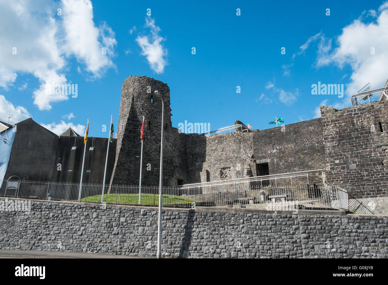 U k carmarthen castle walls hi-res stock photography and images - Alamy