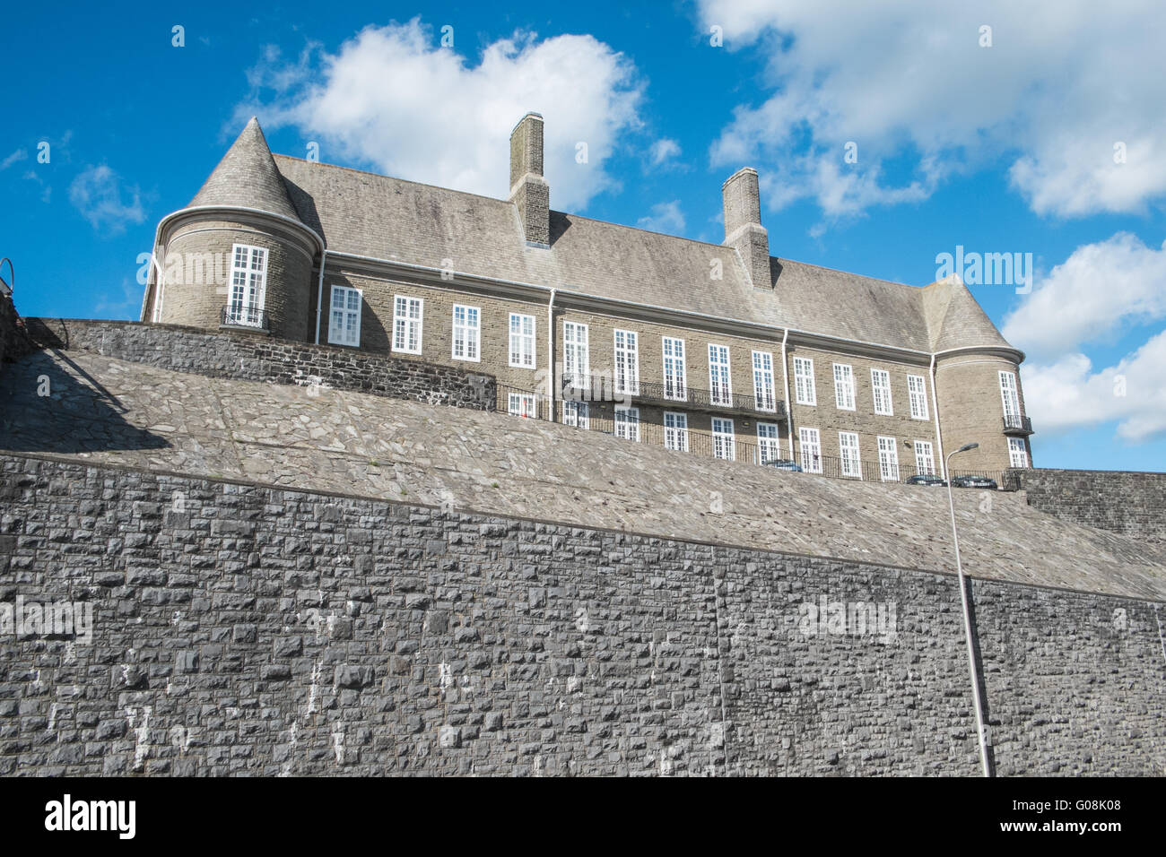 U k carmarthen castle walls hi-res stock photography and images - Alamy
