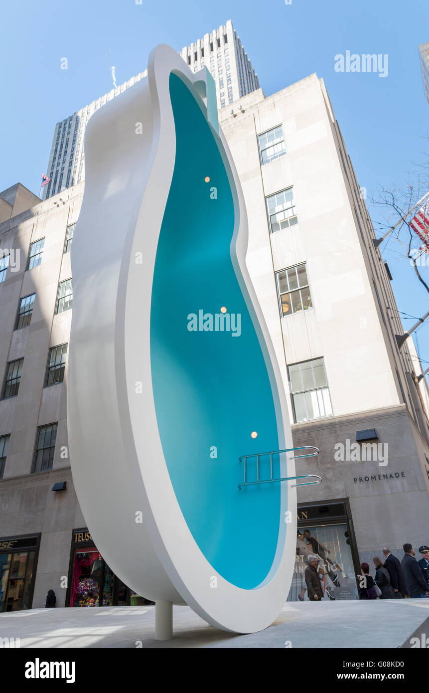 Van gogh's ear pool hi-res stock photography and images - Alamy