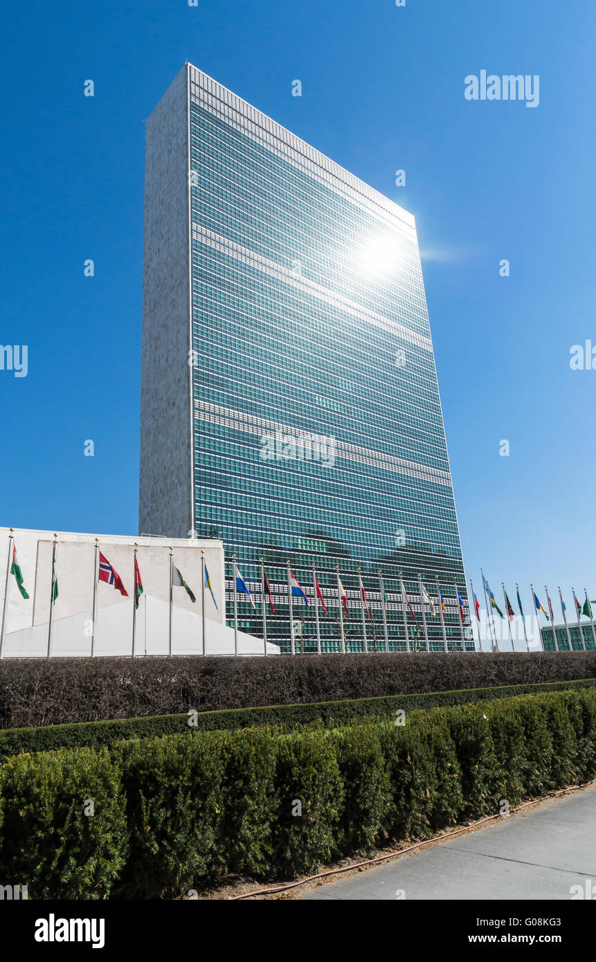 The United Nations (UN) Headquarters Secretariat building in New York City Stock Photo - Alamy