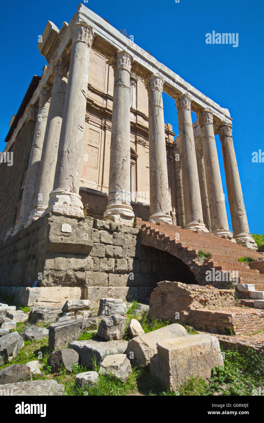 Alte romische architektur hi-res stock photography and images - Alamy