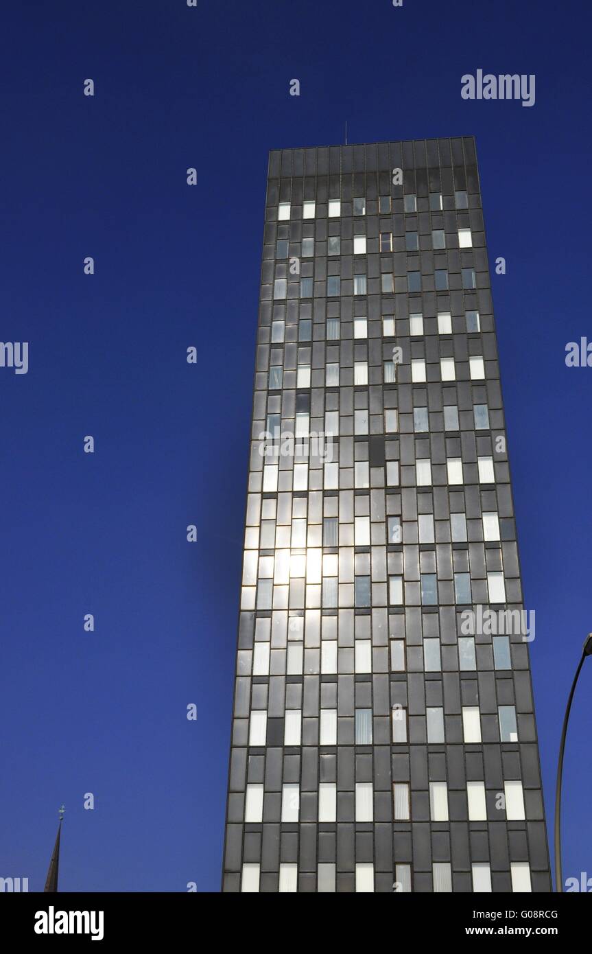 Storey skyscraper hi-res stock photography and images - Alamy