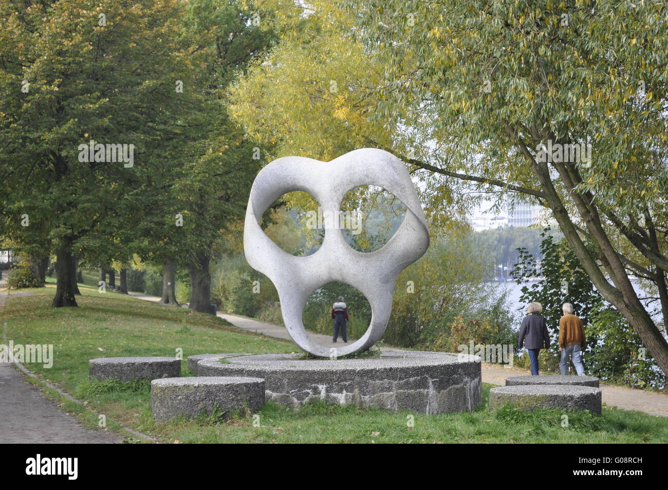 Statue moderne hi-res stock photography and images - Alamy