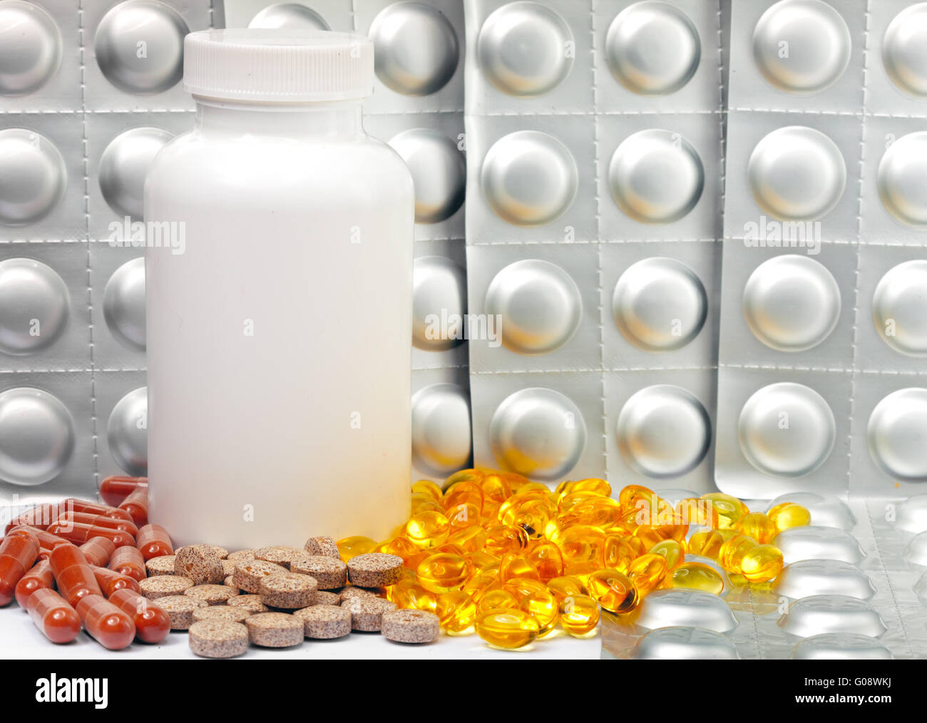 Jar of multivitamin bottle hi-res stock photography and images - Alamy