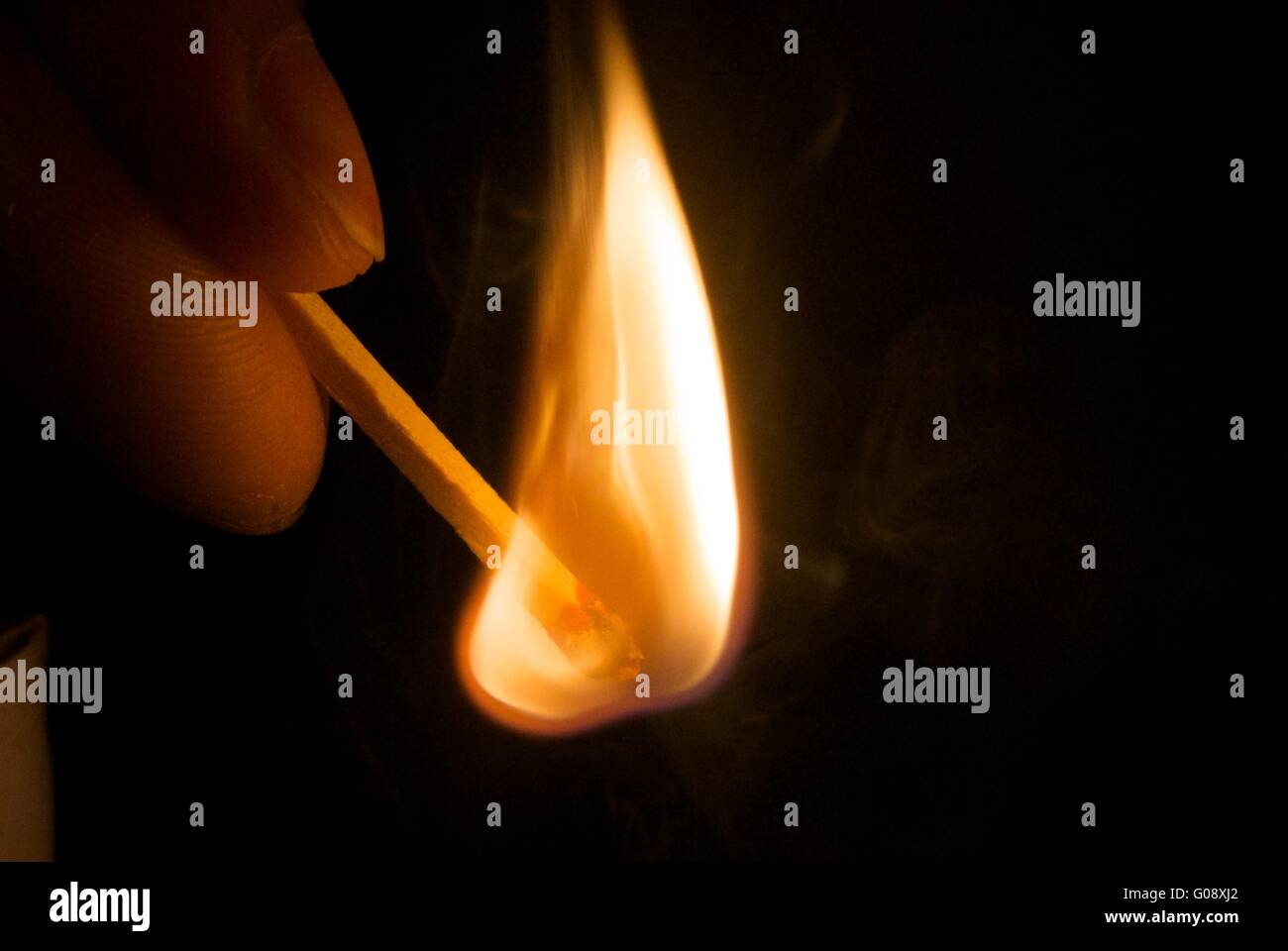 Sulfur burning hi-res stock photography and images - Alamy