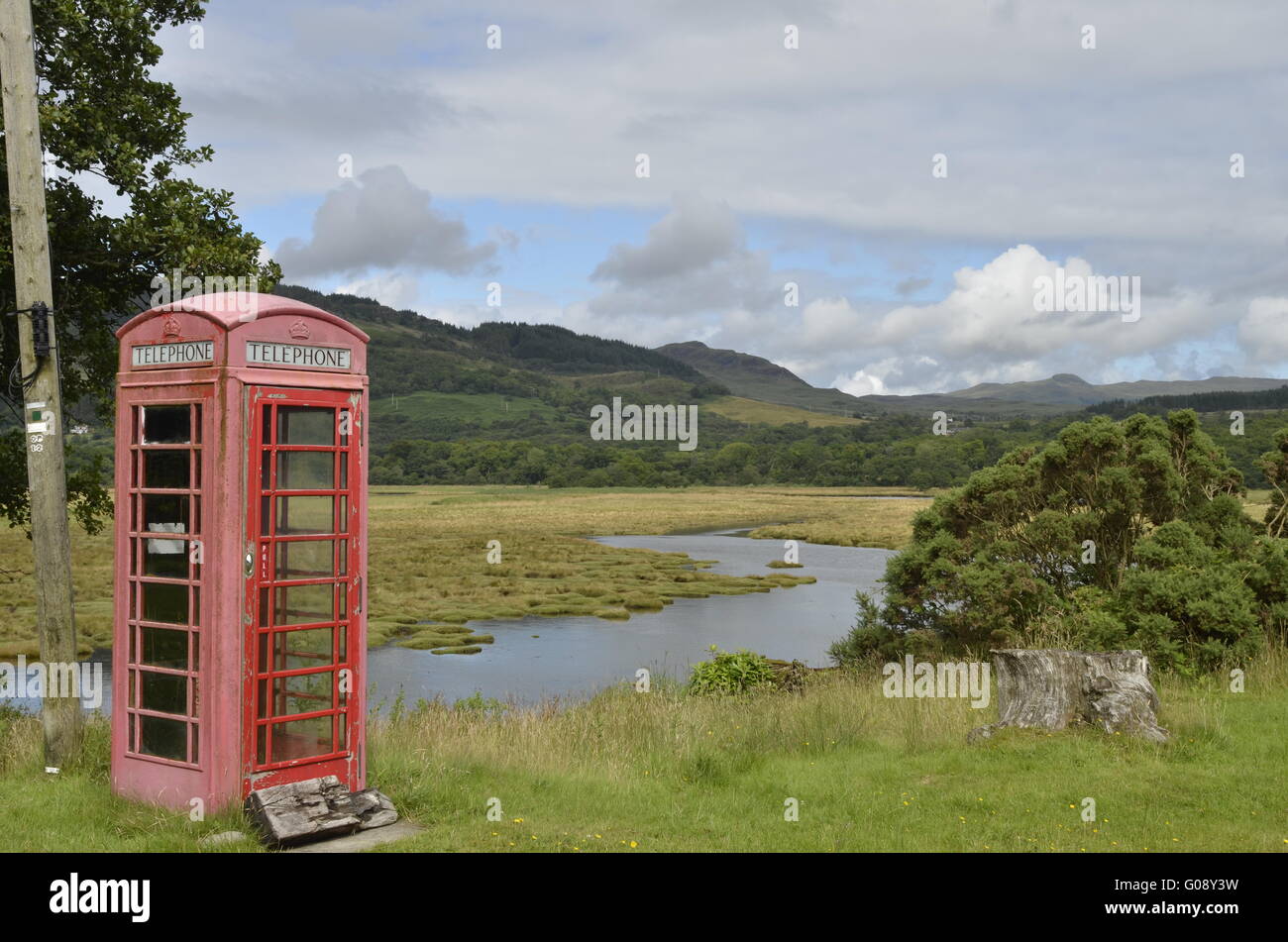 Phone booth scottish highlands hi-res stock photography and images - Alamy