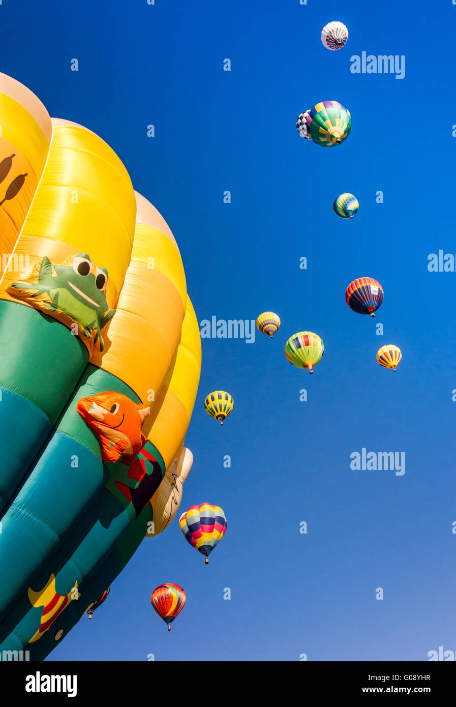 Morning balloons hi-res stock photography and images - Alamy