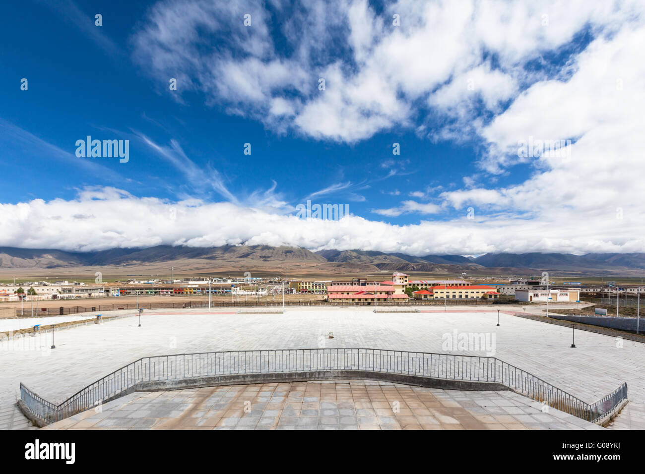 View of Damxung county from the railway station, Tibet, China Stock ...
