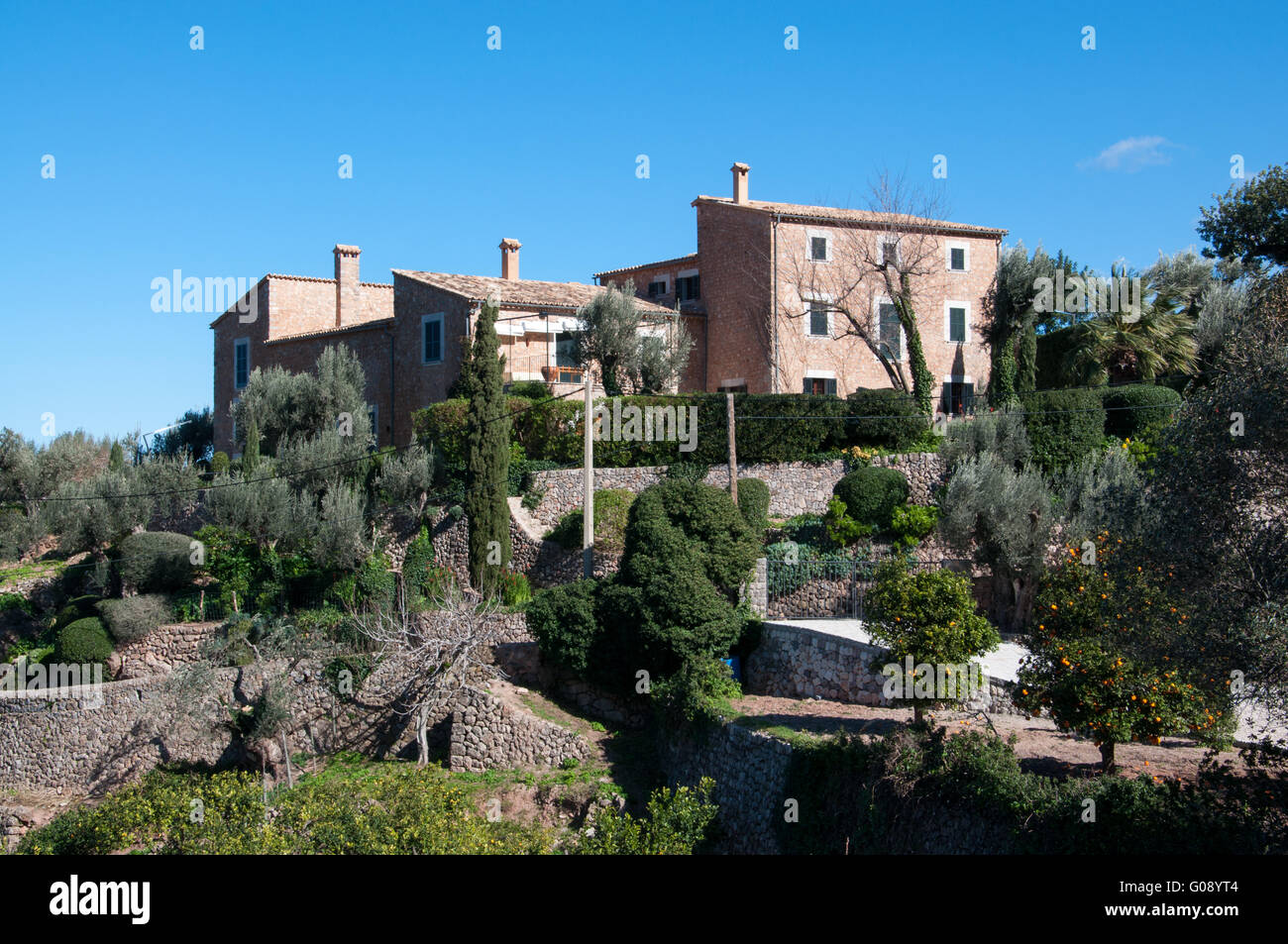 Fincas and stone walls in Soller valley, Mallorca Stock Photo - Alamy