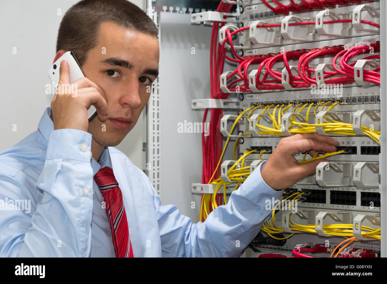 Lan computer system in hi-res stock photography and images - Alamy