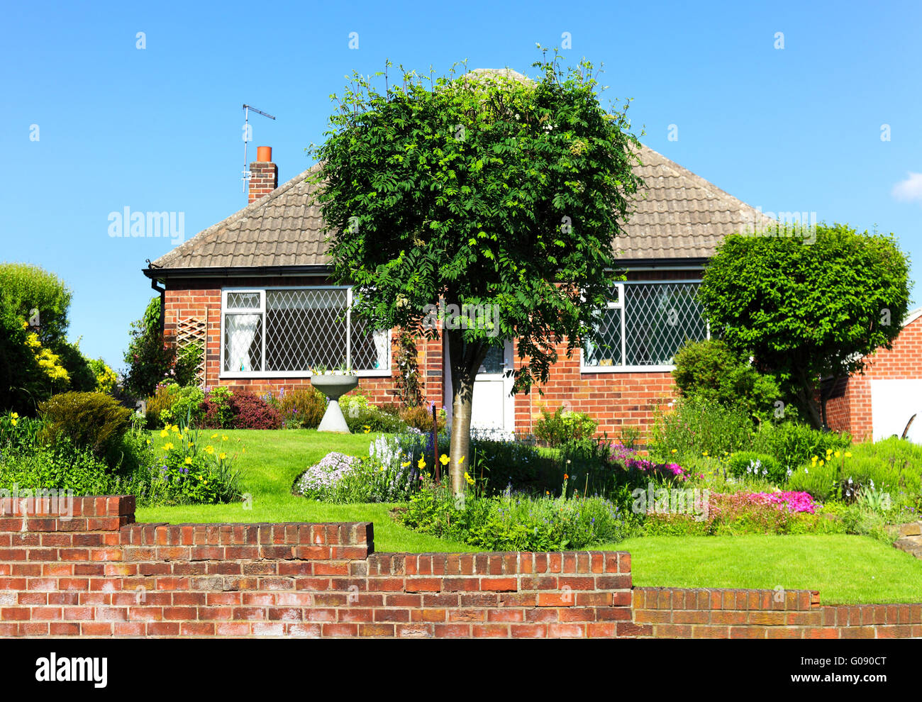 Typical english houses Stock Photo - Alamy