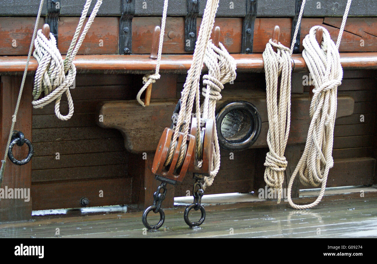 Sail carriage hi-res stock photography and images - Alamy