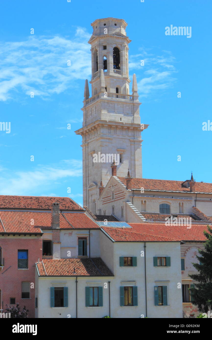 Verona cathedral hi-res stock photography and images - Alamy