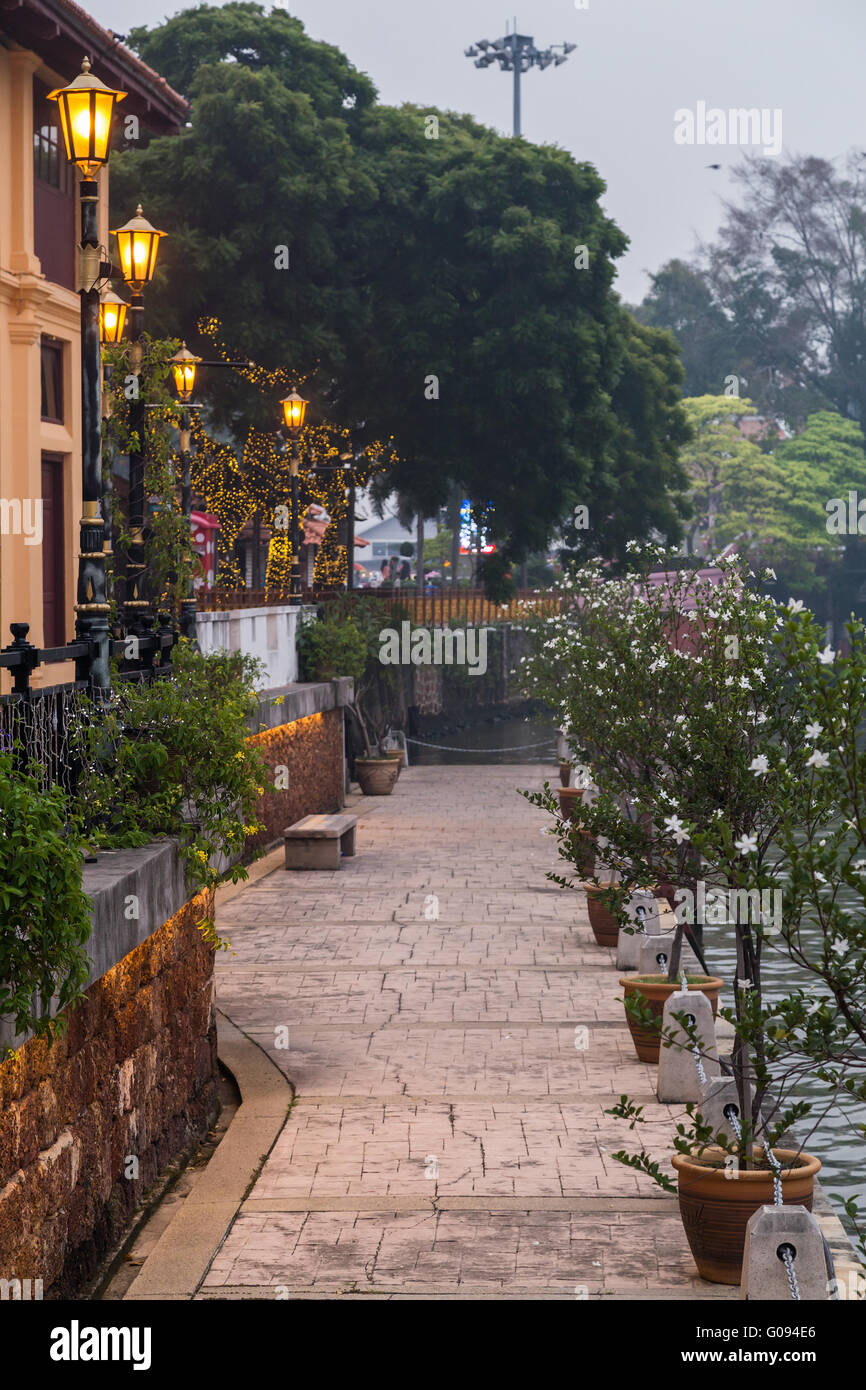 Riverside promenade along Sungai Melaka, Malacca, Malaysia Stock Photo ...