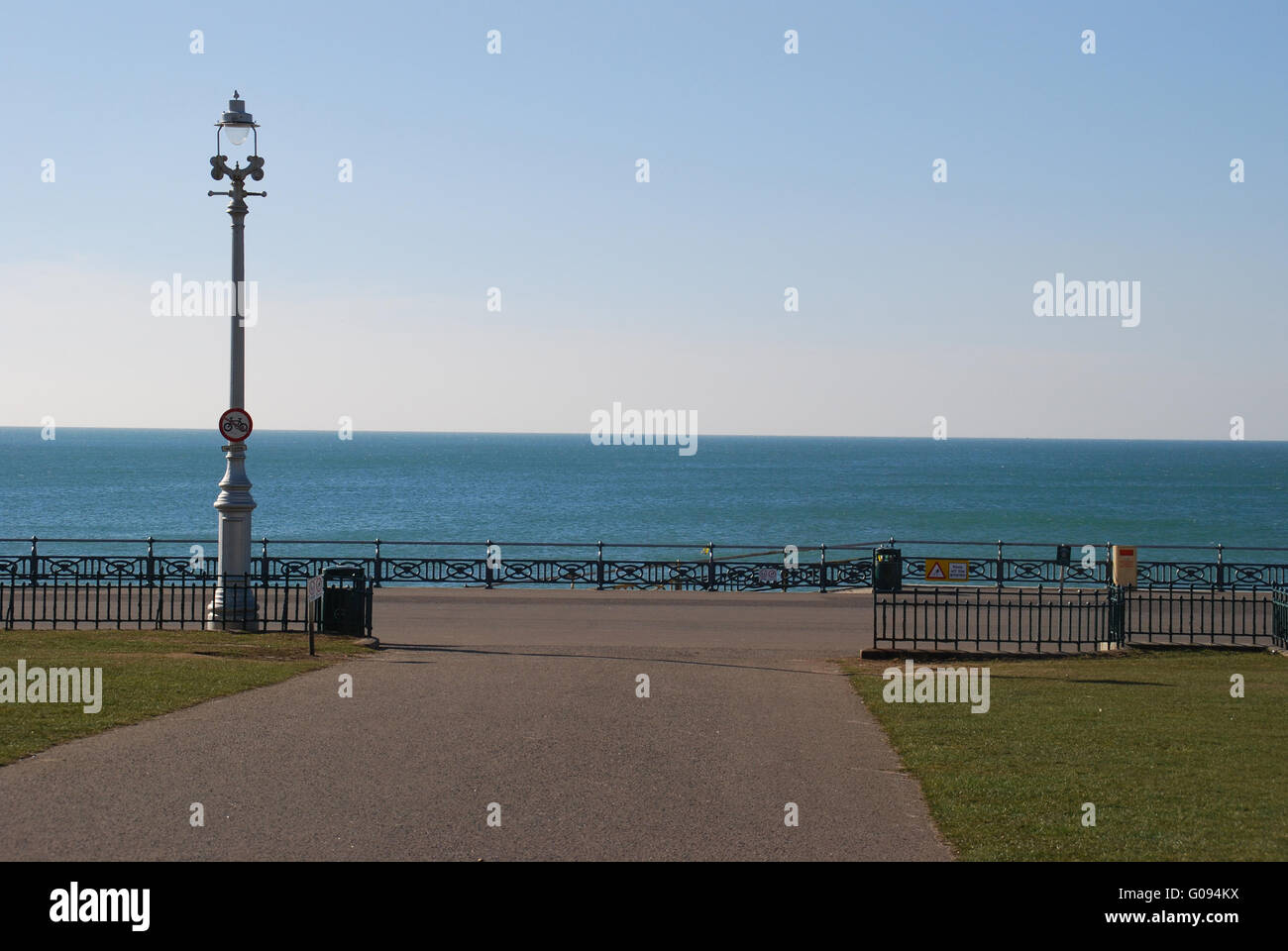 Hove sea hi-res stock photography and images - Alamy