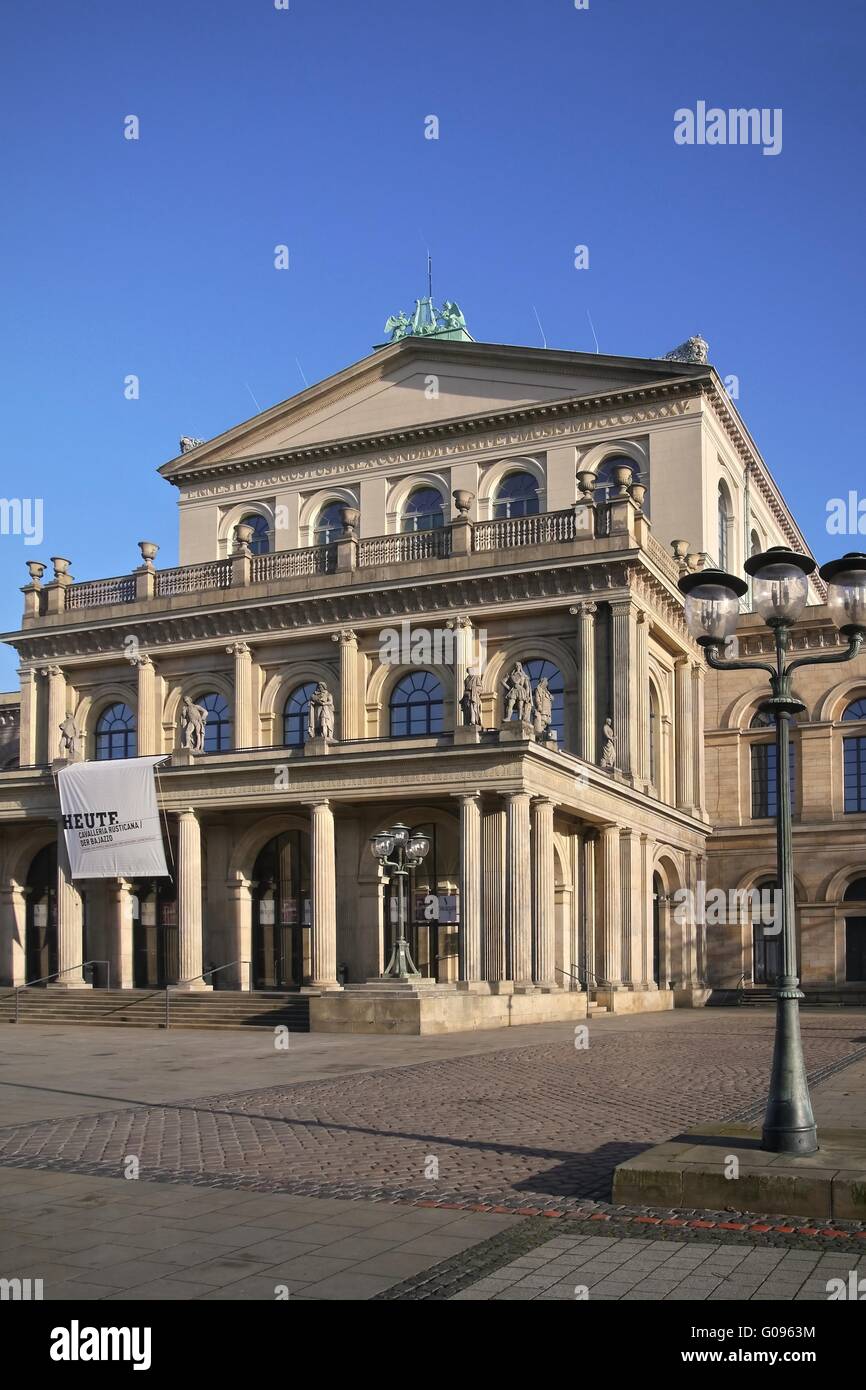 Late classicism architecture hi-res stock photography and images - Alamy