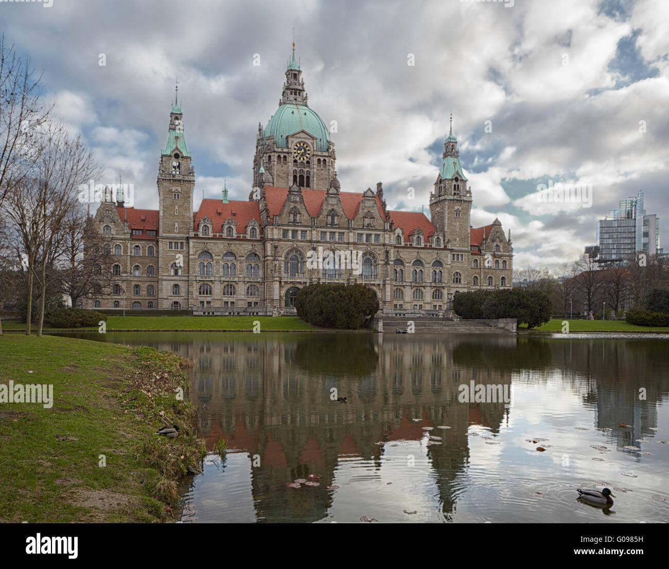 House of hanover symbol hi-res stock photography and images - Alamy