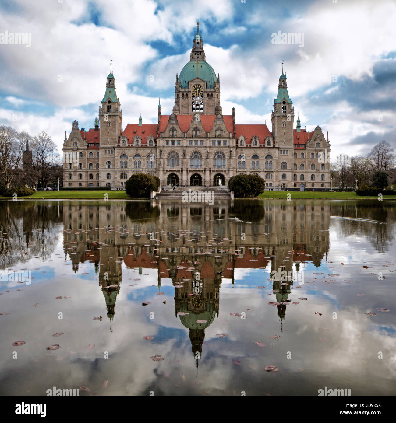 House of hanover symbol hi-res stock photography and images - Alamy