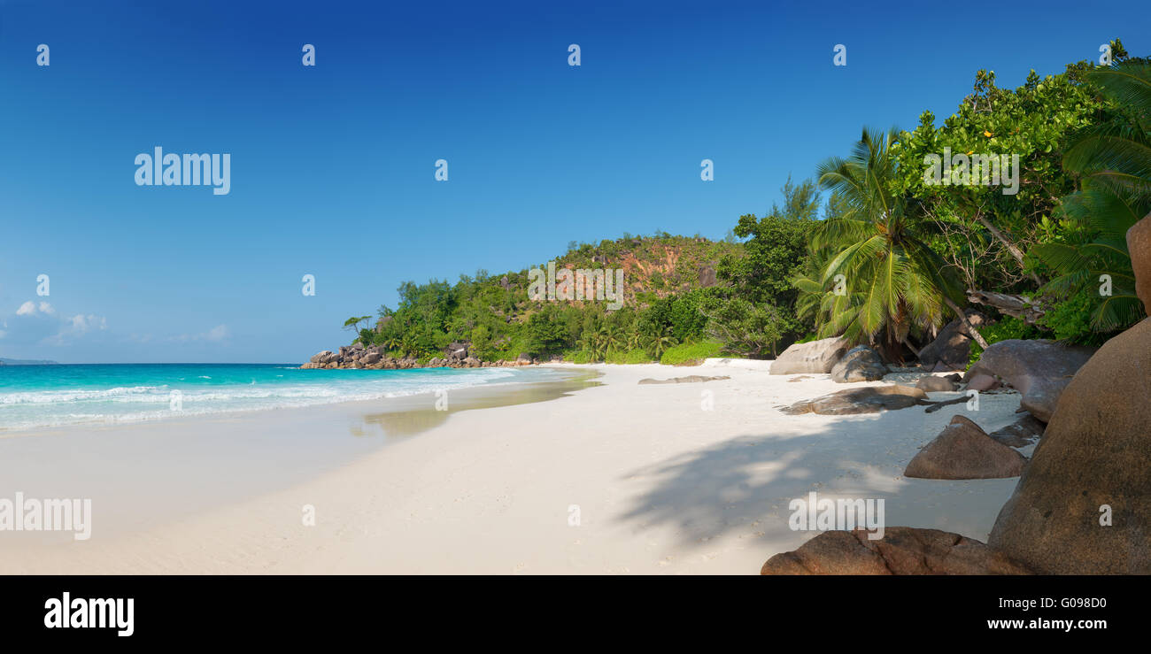 Praslin island hi-res stock photography and images - Alamy