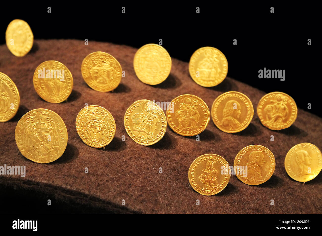 Monetary unit hi-res stock photography and images - Alamy